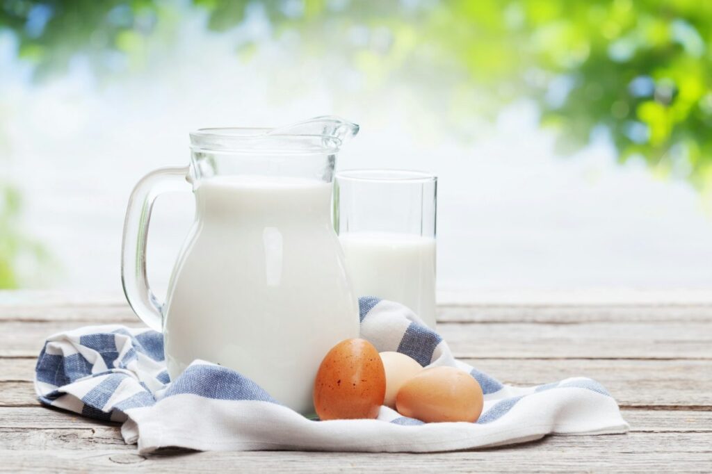 Fresh Milk in UAE – Organic & Farm-Fresh Dairy Delivered